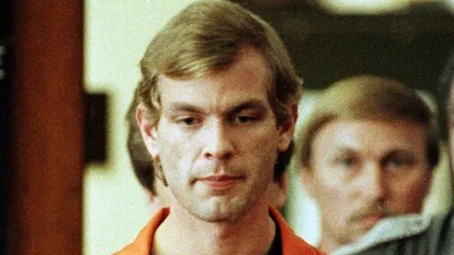 Τζέφρι Ντάμερ: Ο «κανίβαλος του Μιλγουόκι» που έτρωγε νεαρούς άνδρες έγινε σειρά στο Netflix