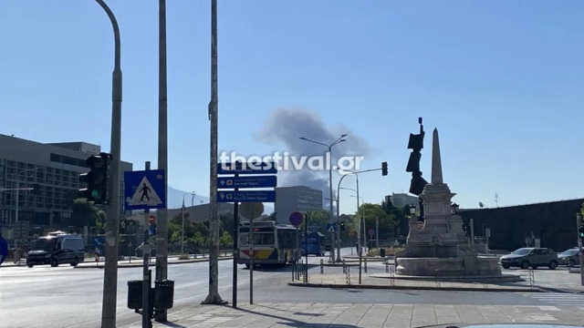 Θεσσαλονίκη: Στις φλόγες λεωφορείο του ΟΑΣΘ στον Περιφερειακό - Διακοπή ...