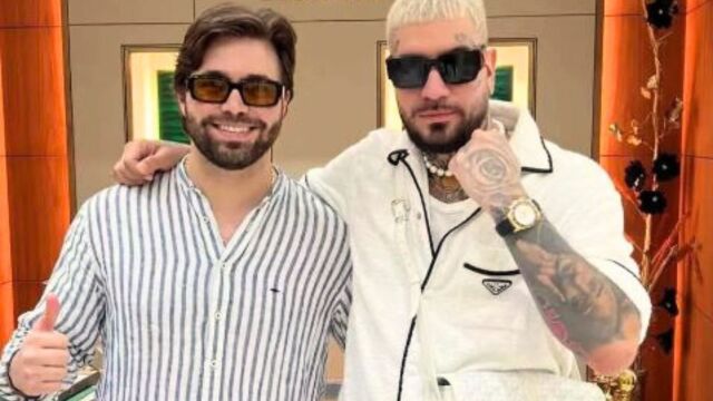 Ο Snik αγόρασε ρολόι αξίας 116.000 ευρώ στο Ναύπλιο - Δεκάδες φαν του απέκλεισαν το ...