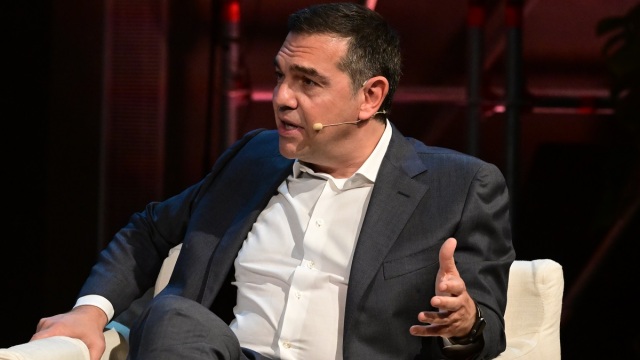 Δημοσκόπηση της Metron Analysis παρουσίασε ο Τσίπρας: Το 83% των ψηφοφόρων ΣΥΡΙΖΑ, ΠΑΣΟΚ θέλει ...