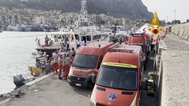 Nαυάγιο στο Παλέρμο: Λιγοστεύουν οι ελπίδες για τους αγνοούμενους - Ο ...