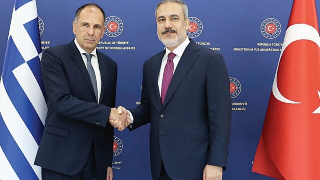 Διπλωματική ''θωράκιση'' απέναντι στη διγλωσσία της Αγκυρας - Τα ...