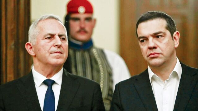 ΣΥΡΙΖΑ: Το τηλεφώνημα-"φωτιά" Τσίπρα με Αποστολάκη - "Η έδρα δεν σου ...