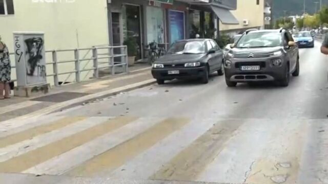 Ηγουμενίτσα: Βίντεο δείχνει την οδηγό να επιταχύνει να παρασύρει στο ...