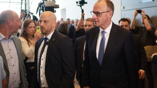 Πολιτικός σεισμός στη Γερμανία: Παραίτηση Μερτς και νέες εκλογές ζητά ...