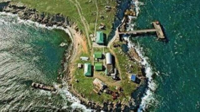 Ρωσικό υπουργείο Άμυνας: Πολεμικό αεροσκάφος έπληξε Ουκρανούς ...