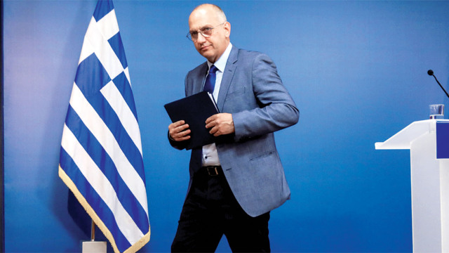 Οικονόμου για θάνατο Διακογιάννη: Εκπαίδευσε γενιές Ελλήνων και άλλαξε ...