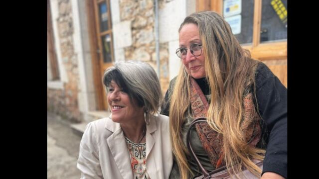 Με τη Μαρίζα Κωχ στη Μάνη η Πέγκυ Νίκα - «Ο πολιτισμός είναι θεμελιώδης ...