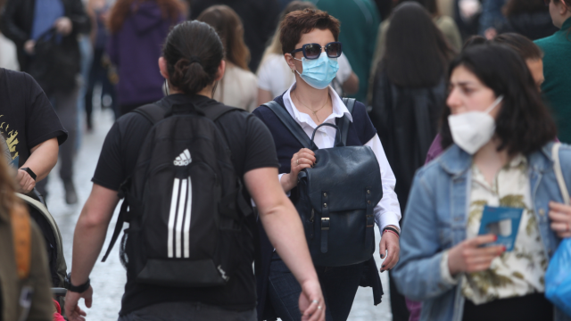 Έφτασαν στην Ελλάδα οι νέες υποπαραλλαγές της Όμικρον ΒQ. 1 και ΒQ 1.1 ...