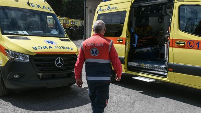 ΕΚΑΒ: Πλήγμα η έλλειψη προσωπικού - Πότε έγινε η τελευταία μόνιμη πρόσληψη