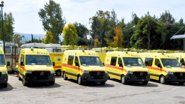 Τρέχει, αλλά δεν φτάνει το ΕΚΑΒ - Τρία νέα περιστατικά μέσα σε 24 ώρες ...