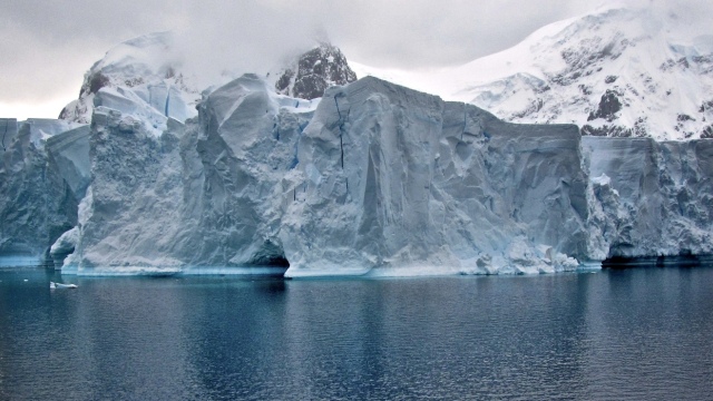 Ανταρκτική: Ανακαλύφθηκε κάτω από τους πάγους αρχαίος "χαμένος" κόσμος ...