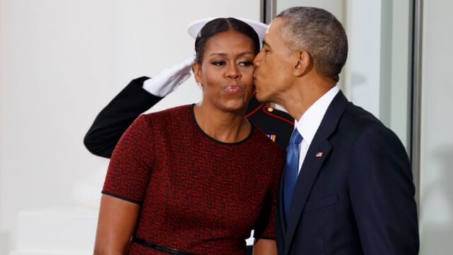 Η µεγάλη επιστροφή των Οµπάµα: Η Μισέλ προκρίνεται ως το φαβορί των ∆ ...