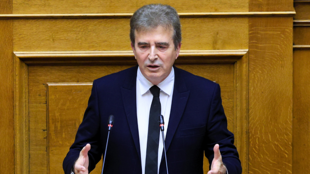 Μιχάλης Χρυσοχοϊδης: Δημιουργούμε 16 Κέντρα Τραύματος στα νοσοκομεία ...
