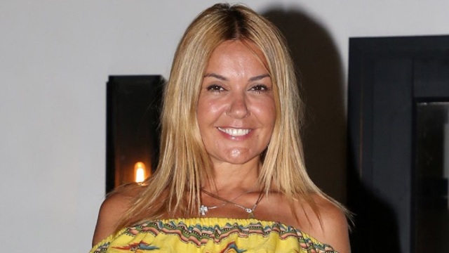 Χριστίνα Παππά: Η μητρότητα στα 16, τα δύσκολα χρόνια και το ισχυρό ...