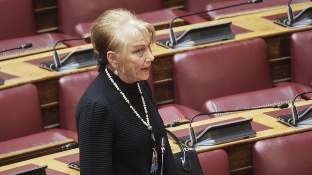 Φωτεινή Πιπιλή: Στην κηδεία του Αλέξανδρου Ωνάση πήγα ντυμένη ως ...