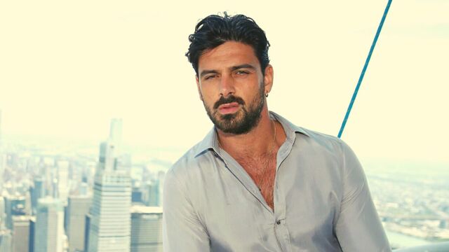 Michele Morrone: Το μήνυμα του Ιταλού σούπερσταρ στις Ελληνίδες ...