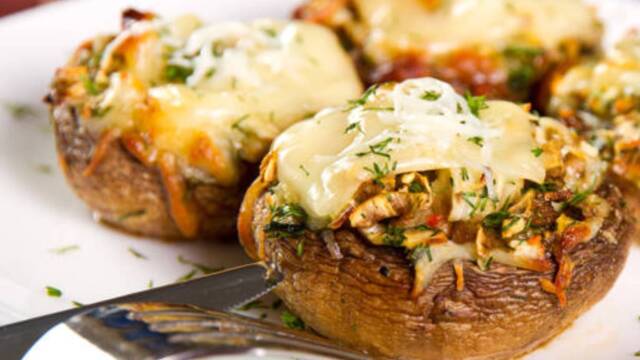 Γεμιστά μανιτάρια φούρνου