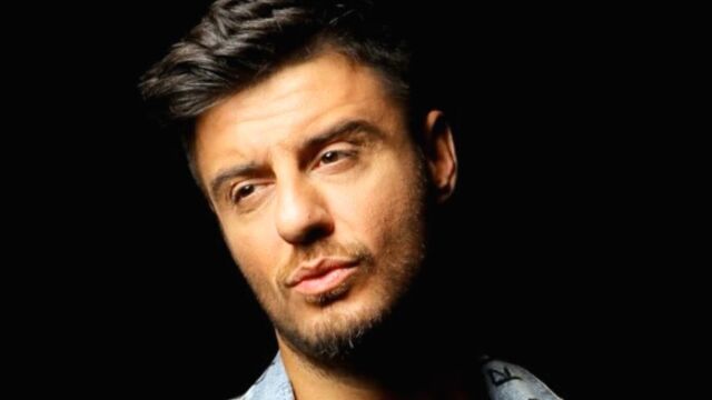 Γιάννης Μπέκας: “Έχω κακοποιηθεί σε άσχημο βαθμό” - Ο τραγουδιστής ...