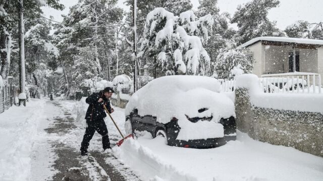Κορυφώνεται από τη Δευτέρα η επέλαση της ψυχρής εισβολής - Χιόνια ακόμα ...