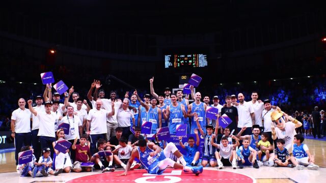 Εθνική Ελλάδος μπάσκετ: Οι πανηγυρισμοί των παικτών για την πρόκριση ...