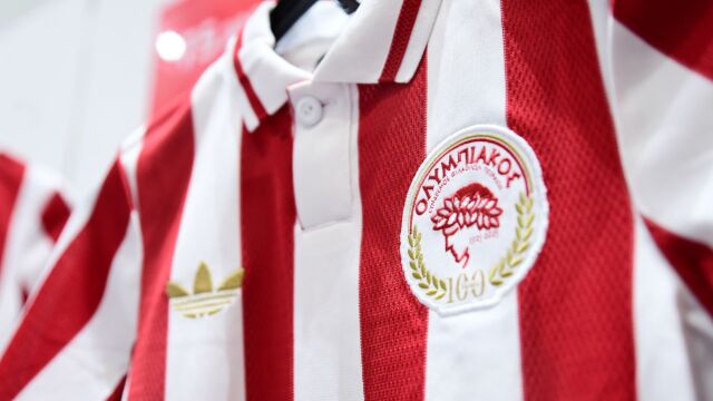 100 χρόνια Ολυμπιακός: Πως μπορείτε να αγοράσετε την επετειακή φανέλα ...