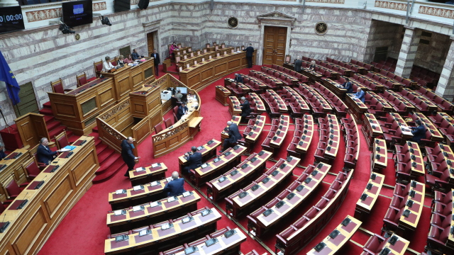 Δικογραφία για τον ΟΠΕΚΕΠΕ: Στο φως οι "καυτοί" διάλογοι ανάμεσα σε ...