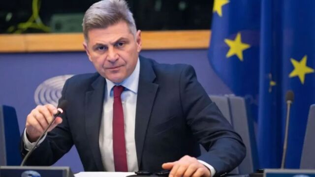 Ευρωκοινοβούλιο: Υπερψηφίστηκε με 422 ψήφους η έκθεση Φαραντούρη για ...
