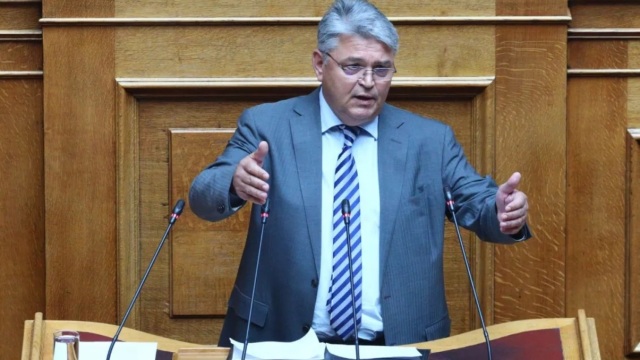 Νατσιός: Το ανίκανο κράτος καίει την πατρίδα