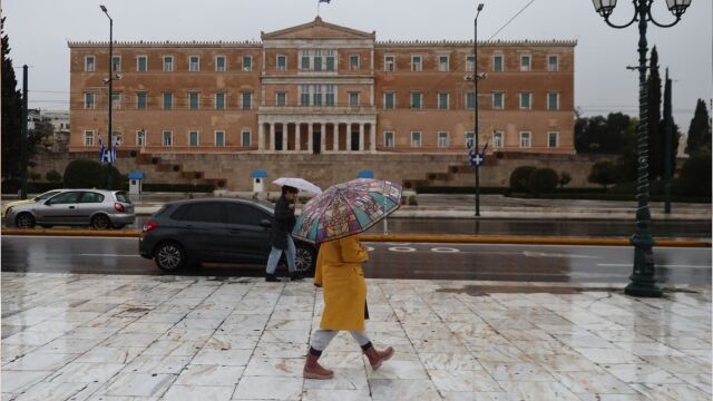 Έκτακτο δελτίο καιρικής επιδείνωσης: Έρχονται ισχυρές βροχές και καταιγίδες