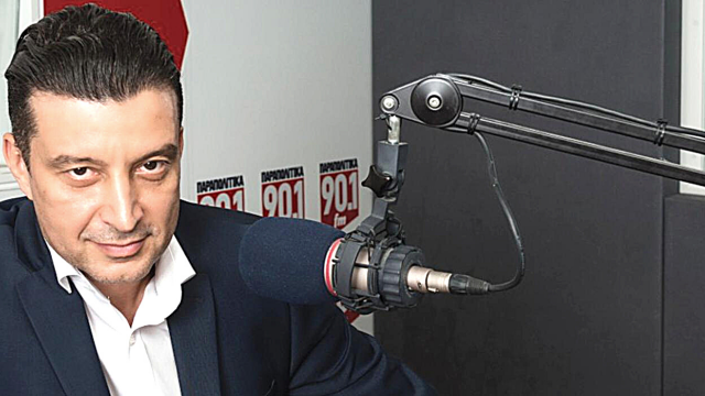 Λάμπρος Καλαρρύτης στα Παραπολιτικά: «∆εν µου έχει ξανατύχει ...
