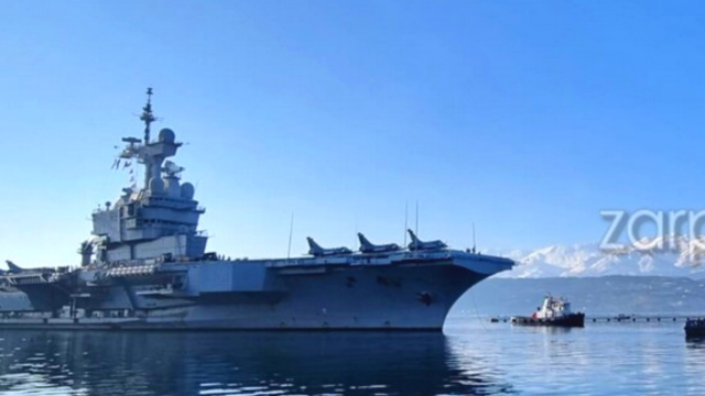 Χανιά: Το αεροπλανοφόρο Σαρλ ντε Γκωλ έφτασε στη Σούδα
