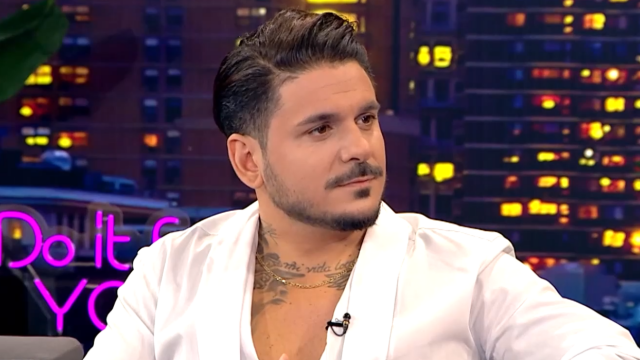 Stan: Ο γάμος, ο Βασίλης Καρράς και το μάθημα που πήρε (Βίντεο)