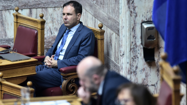 Άλεξ Πατέλης: Παραιτήθηκε από τη θέση του διευθυντή του οικονομικού ...
